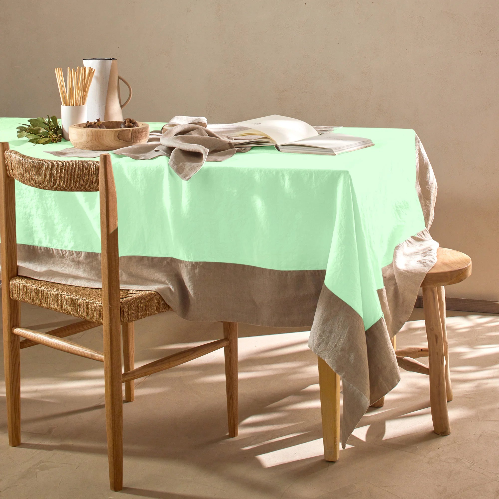 Two-tone custom-made tablecloth in mint green linen | Linenshed